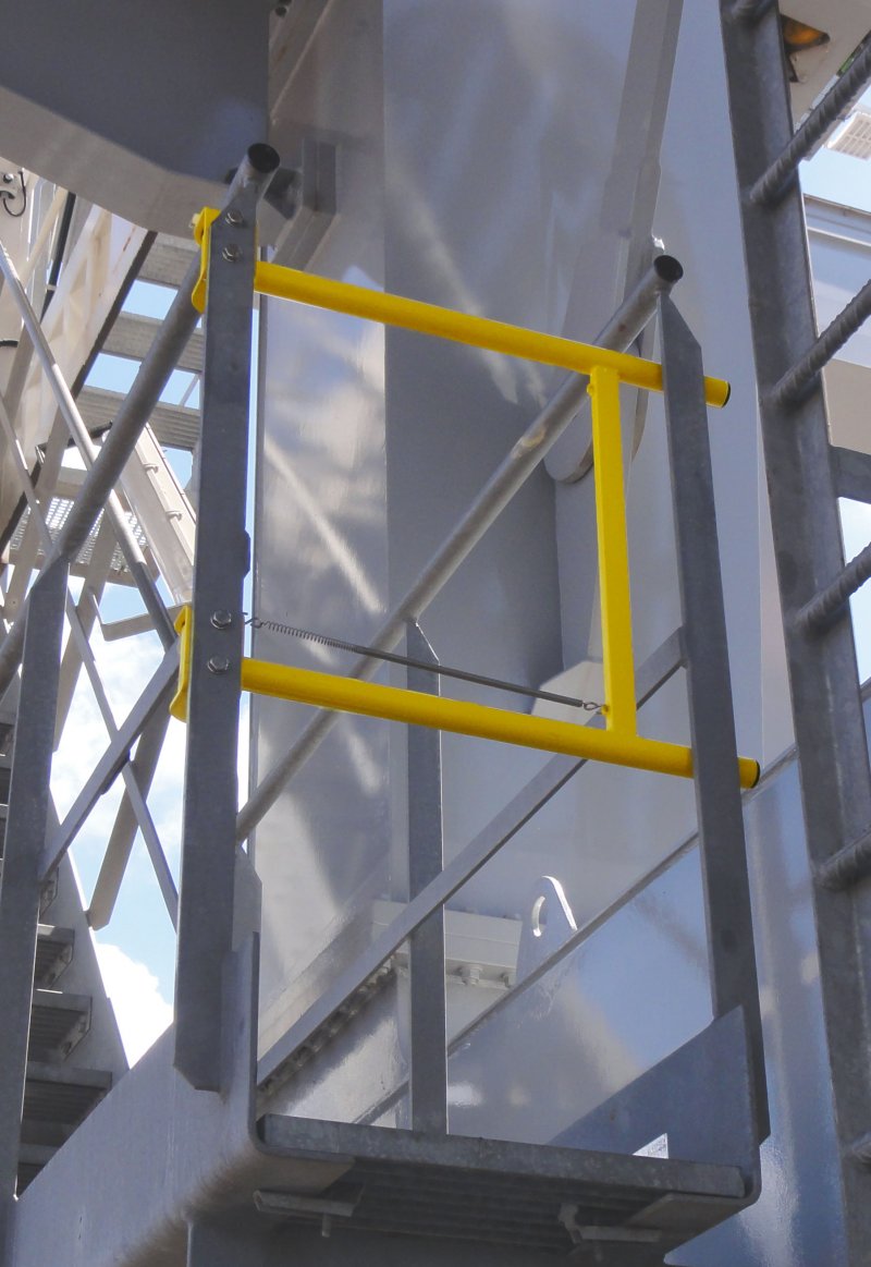 Narrow walkway safety gate - ISP Products